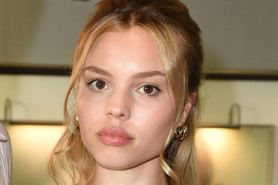 Leanora Zoe Voss: So zeigt sich die junge Tatort-Schauspielerin im Netz ...