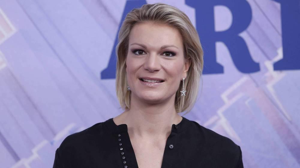Maria Höfl-Riesch nach Bootsunfall am Gardasee im Krankenhaus - freenet.de Maria Höfl-Riesch nach Bootsunfall am Gardasee im Krankenhaus - freenet.de