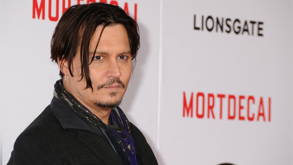 Johnny Depps Comeback Film Erste Szenenbilder Als König Ludwig Xv
