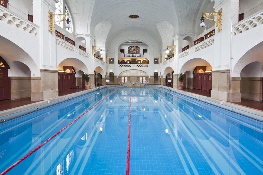 Von Hamburg bis Wien: Das sind die schönsten Hallenbäder